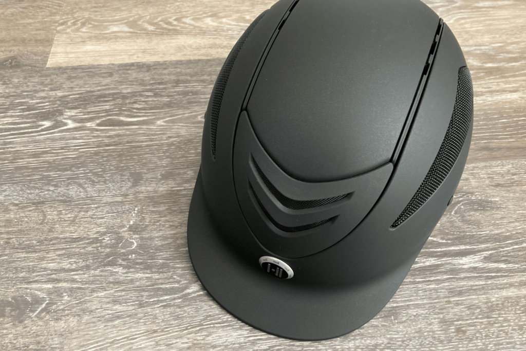 5 Reasons to Switch (One K Defender Air Helmet Review) - Horse Rookie