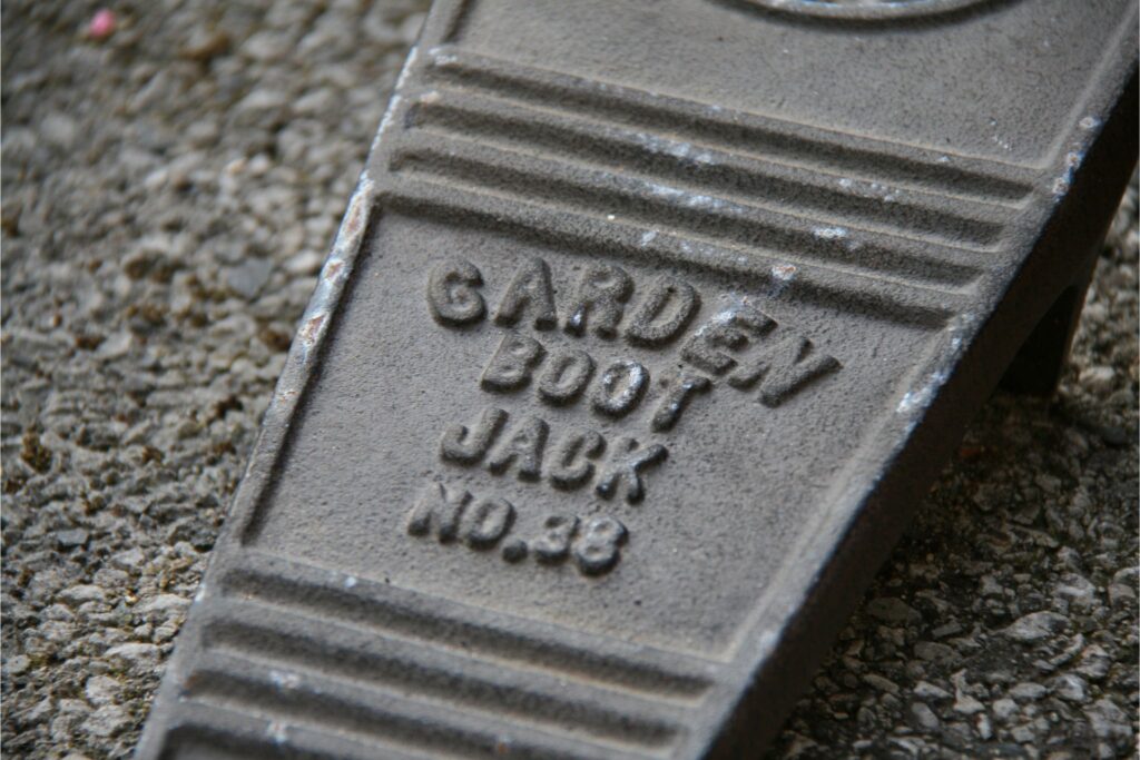 Easy, Breezy, "Bootiful:" How to Use a Boot Jack - Horse Rookie