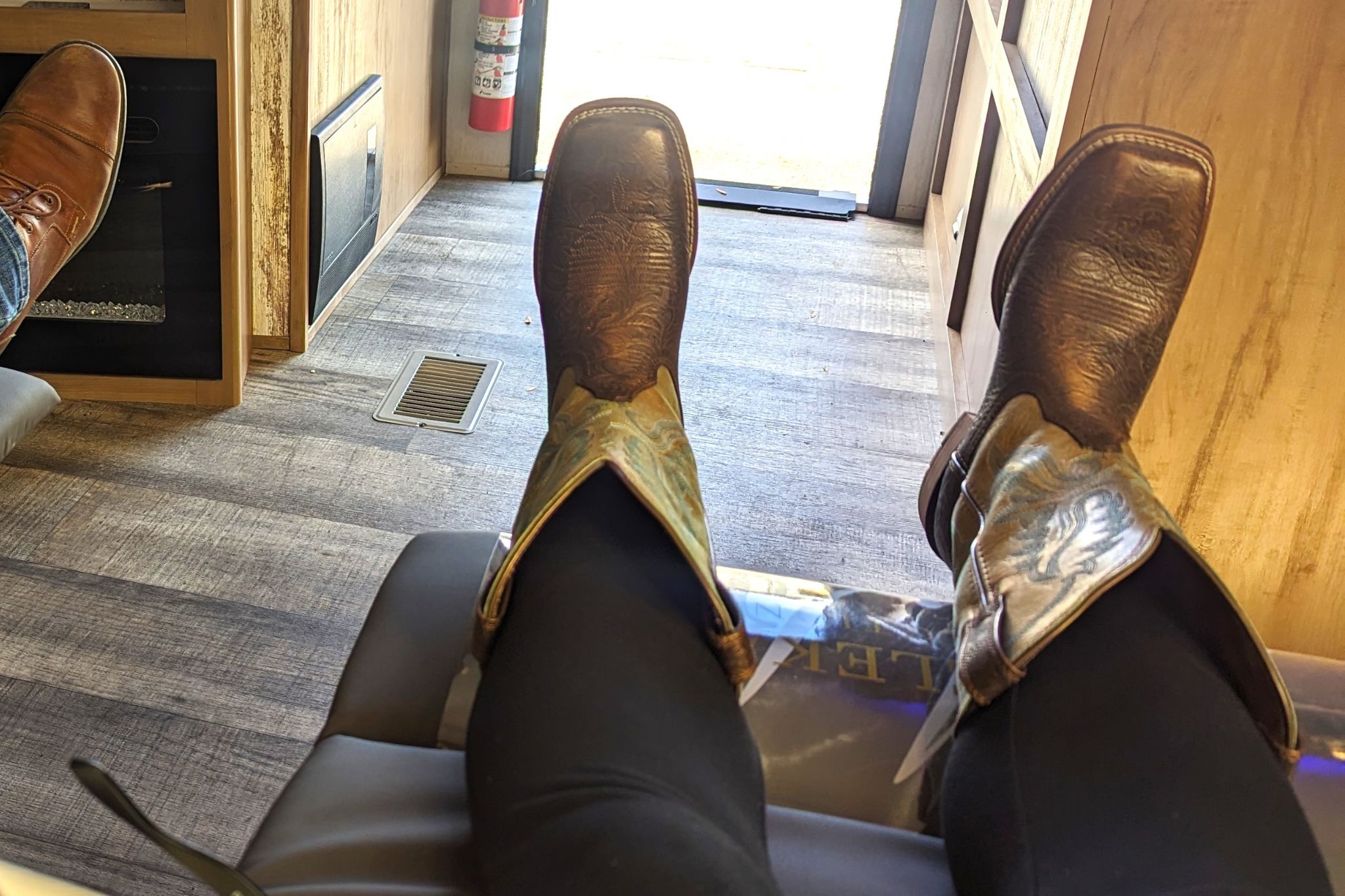 My Unwavering Obsession With All Things Ariat - Horse Rookie